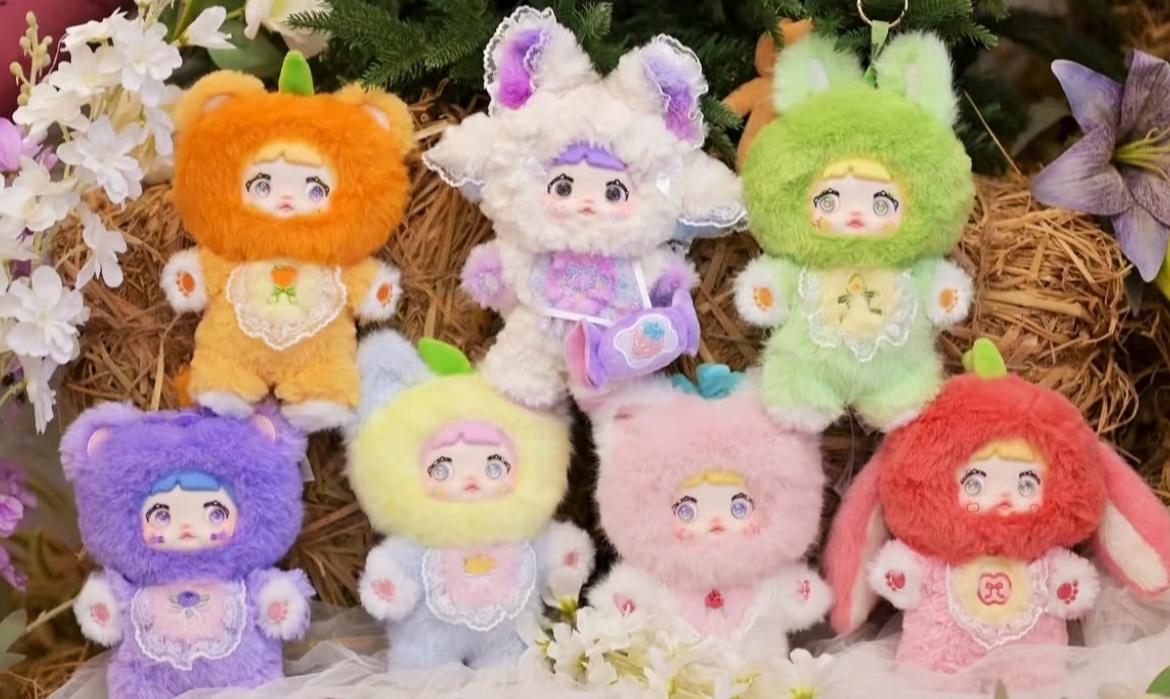 Nommi Interesting Fruits Vinyl Plush Doll Series – TOYSEZ