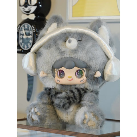 Yooki Versatile Idol 400% Plush Vinyl Series: Flirty Wolf Cub ...