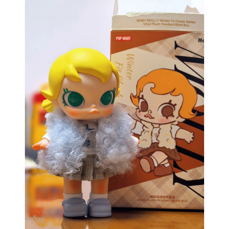 MOLLY Winter Fit Check Vinyl Plush Pendant Series Freezing Magic – TOYSEZ